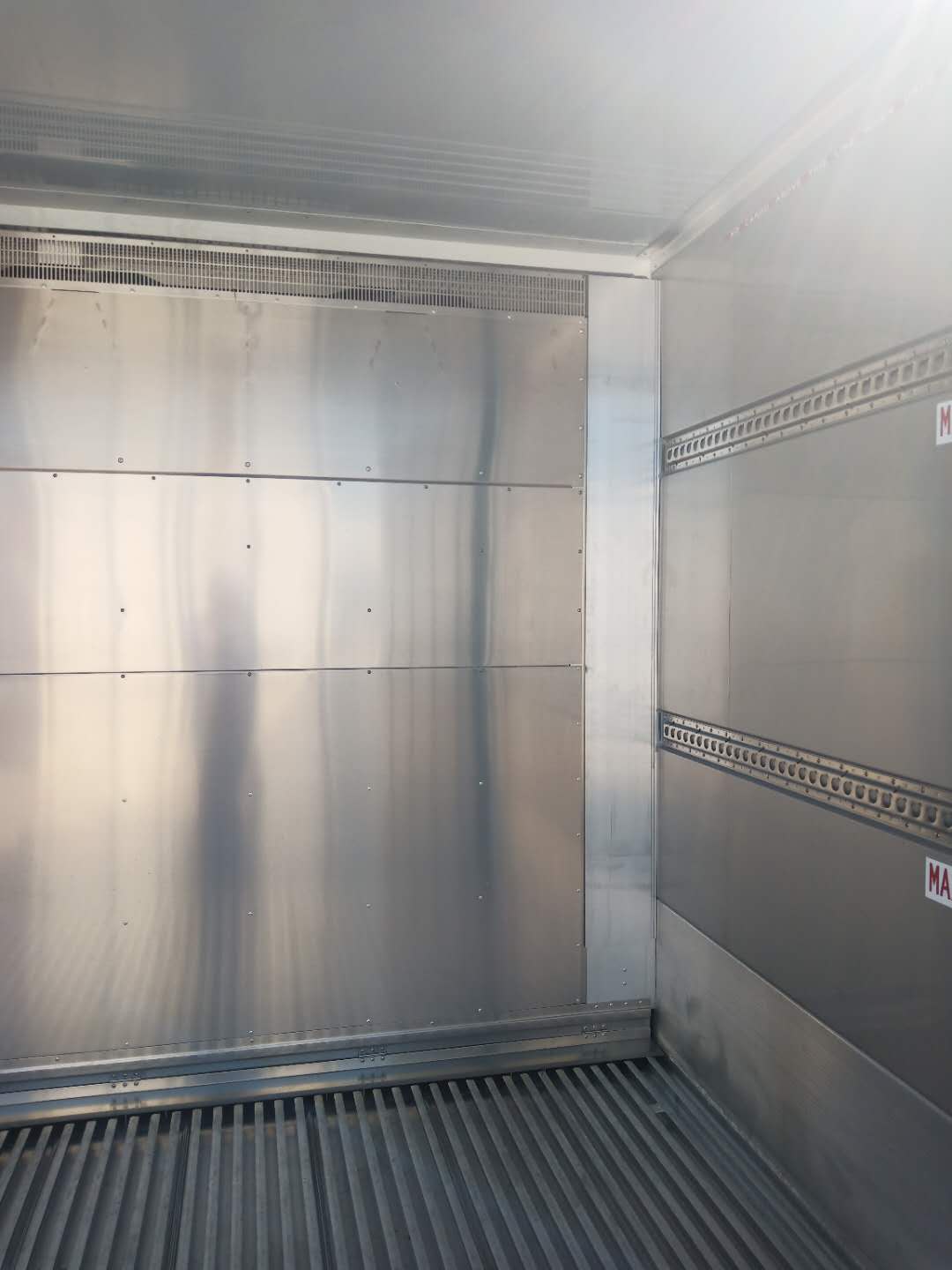 Offshore Reefer Container Ventilation & Why You Need It | MGS IceStorm